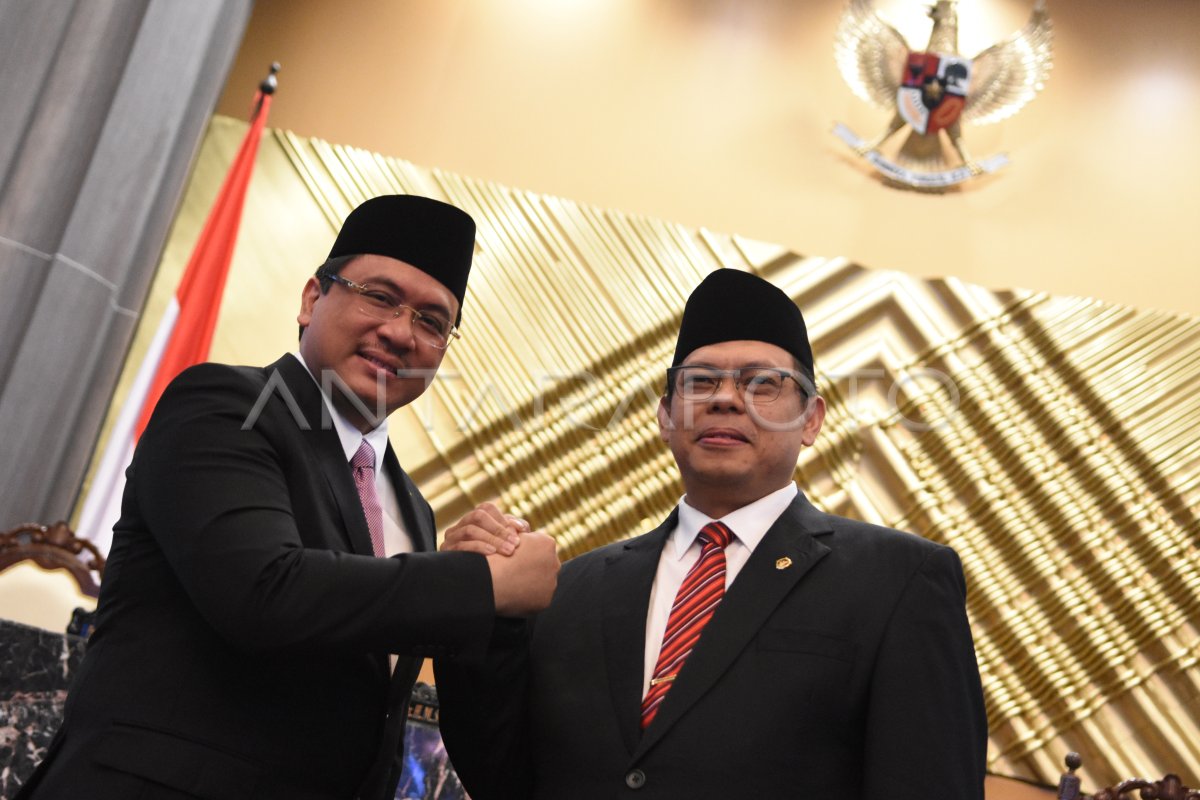 PELANTIKAN KETUA DAN WAKIL KETUA BPK | ANTARA Foto PELANTIKAN KETUA DAN WAKIL KETUA BPK | ANTARA Foto