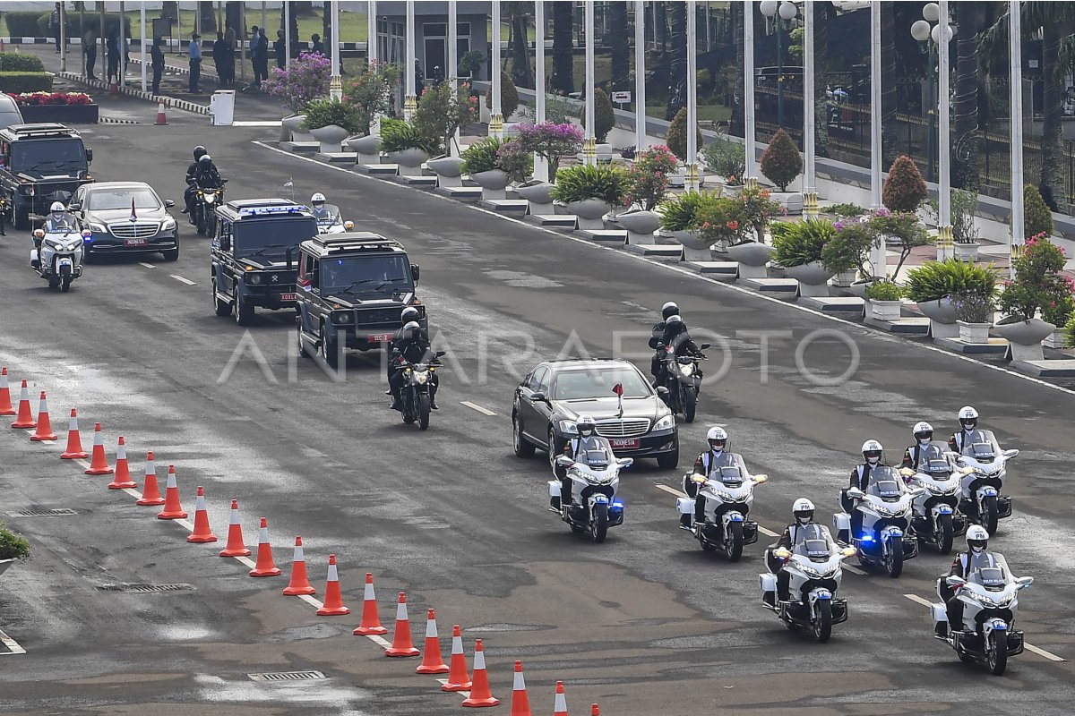 IRING-IRINGAN KENDARAAN PRESIDEN | ANTARA Foto IRING-IRINGAN KENDARAAN PRESIDEN | ANTARA Foto
