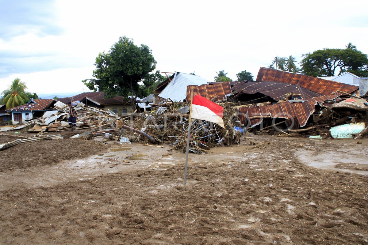 KONDISI PASCABANJIR BANDANG DI ADONARA TIMUR | ANTARA Foto