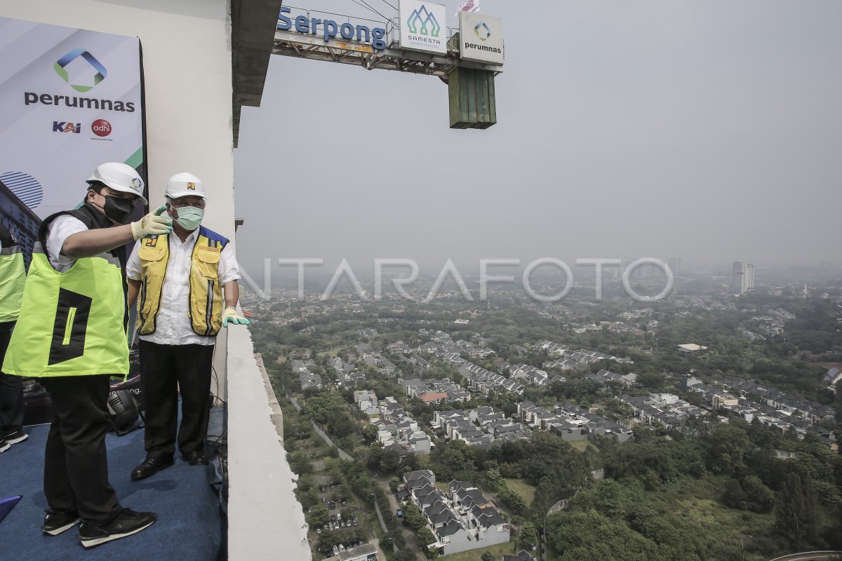 TOPPING OFF PROYEK HUNIAN SAMESTA MAHATA SERPONG | ANTARA Foto TOPPING OFF PROYEK HUNIAN SAMESTA MAHATA SERPONG | ANTARA Foto