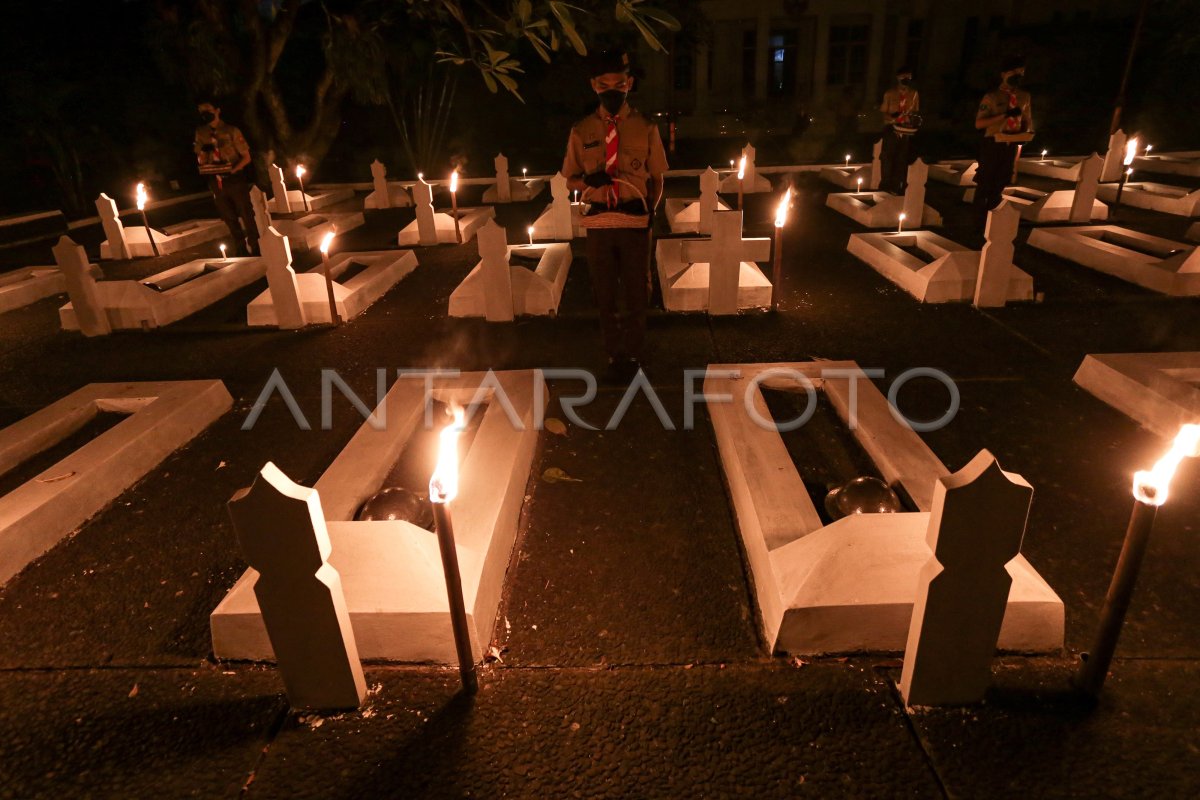 MALAM RENUNGAN JELANG HUT KEMERDEKAAN RI | ANTARA Foto