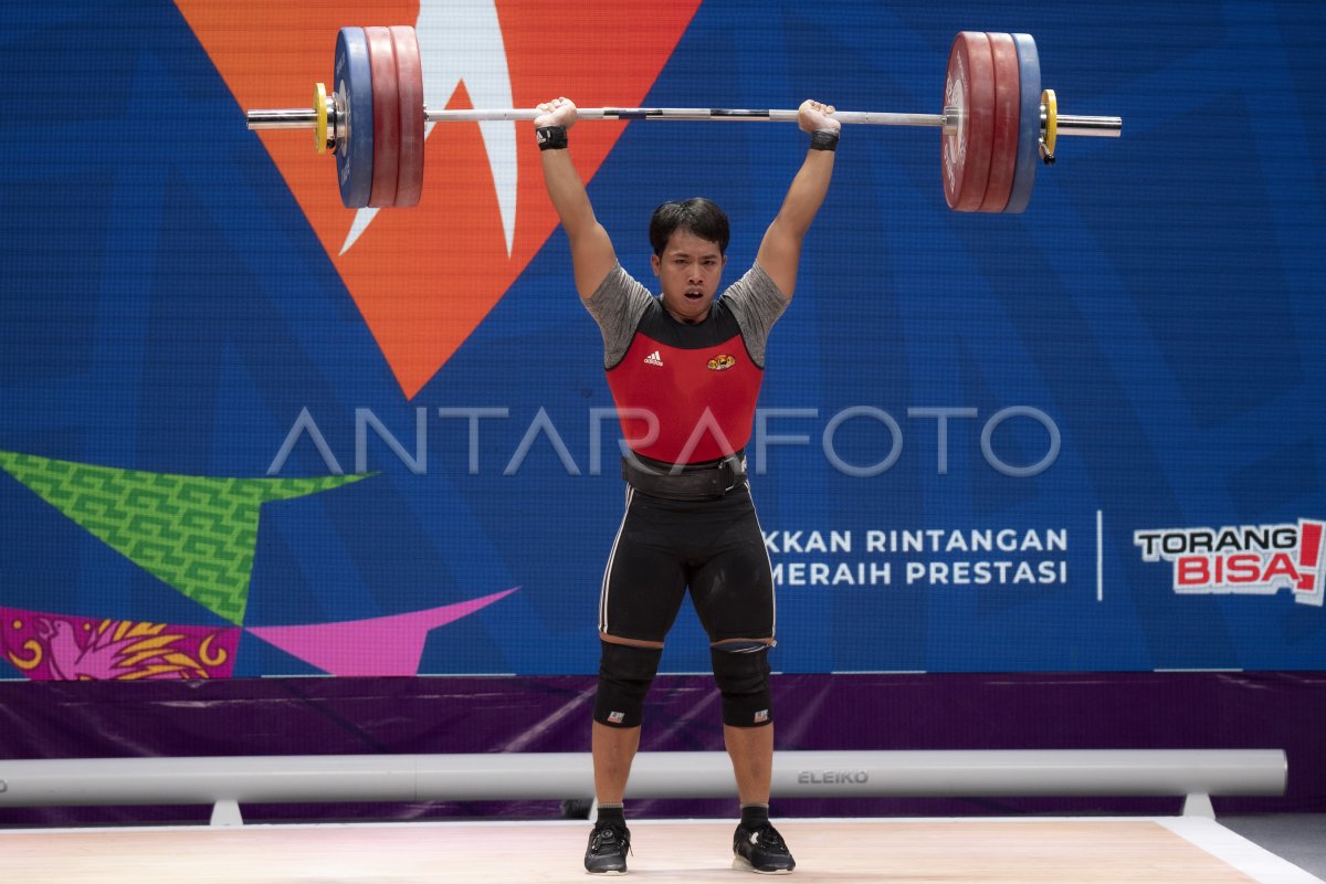 LIFT IRON 81 KG PAPUA PON | ANTARA Foto