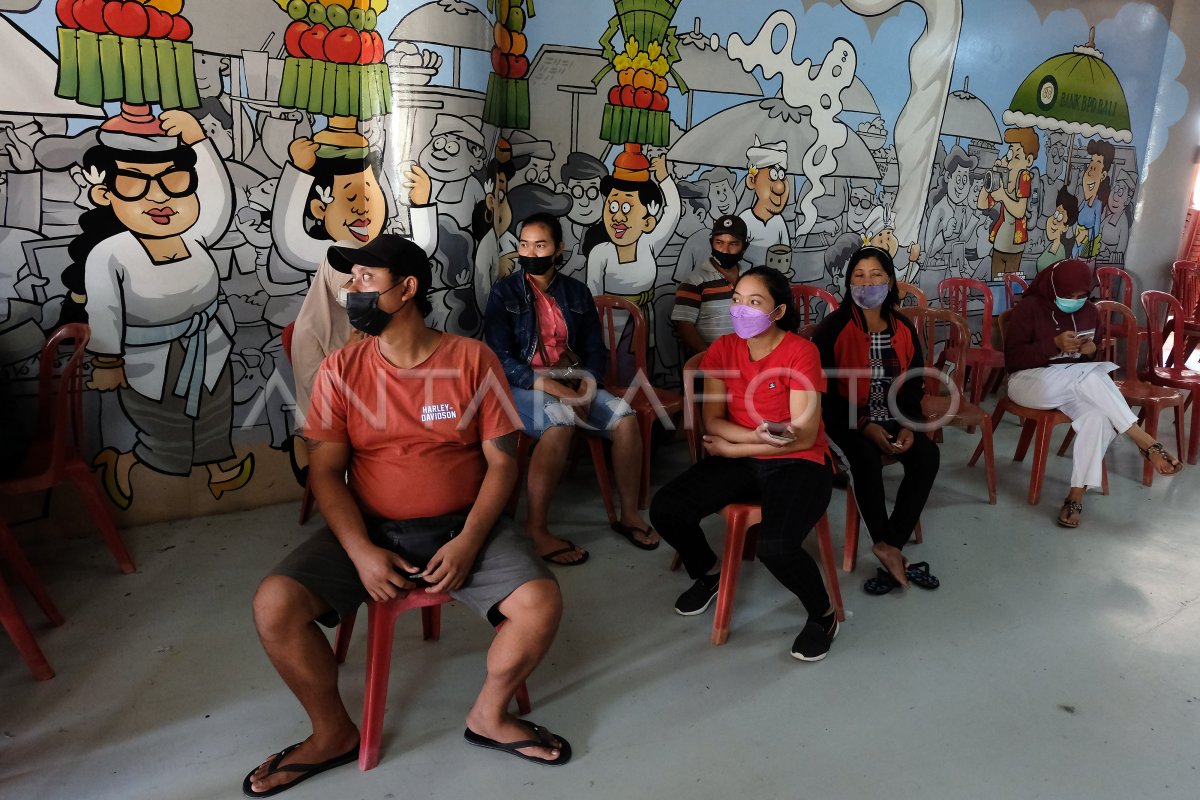 CAPAIAN VAKSINASI COVID-19 JELANG PEMBUKAAN PARIWISATA BALI | ANTARA Foto CAPAIAN VAKSINASI COVID-19 JELANG PEMBUKAAN PARIWISATA BALI | ANTARA Foto