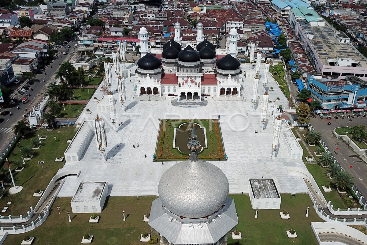 MASJID RAYA BAITURRAHMAN ACEH | ANTARA Foto