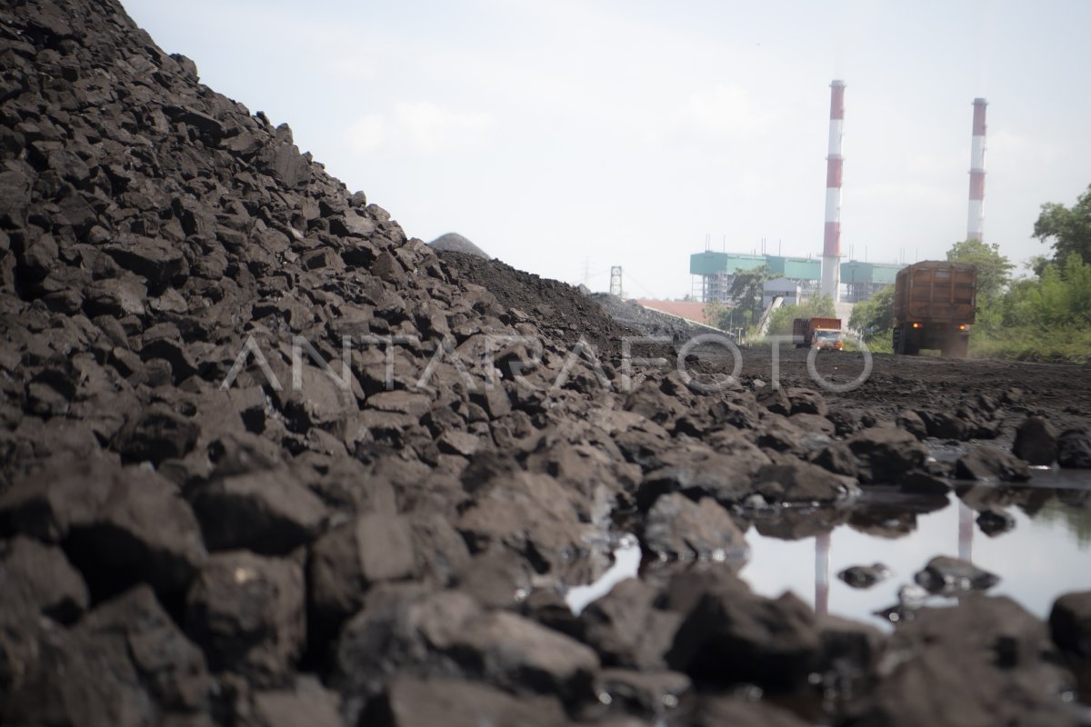 TARGET PRODUKSI BATUBARA PTBA HINGGA AKHIR TAHUN 2021 | ANTARA Foto