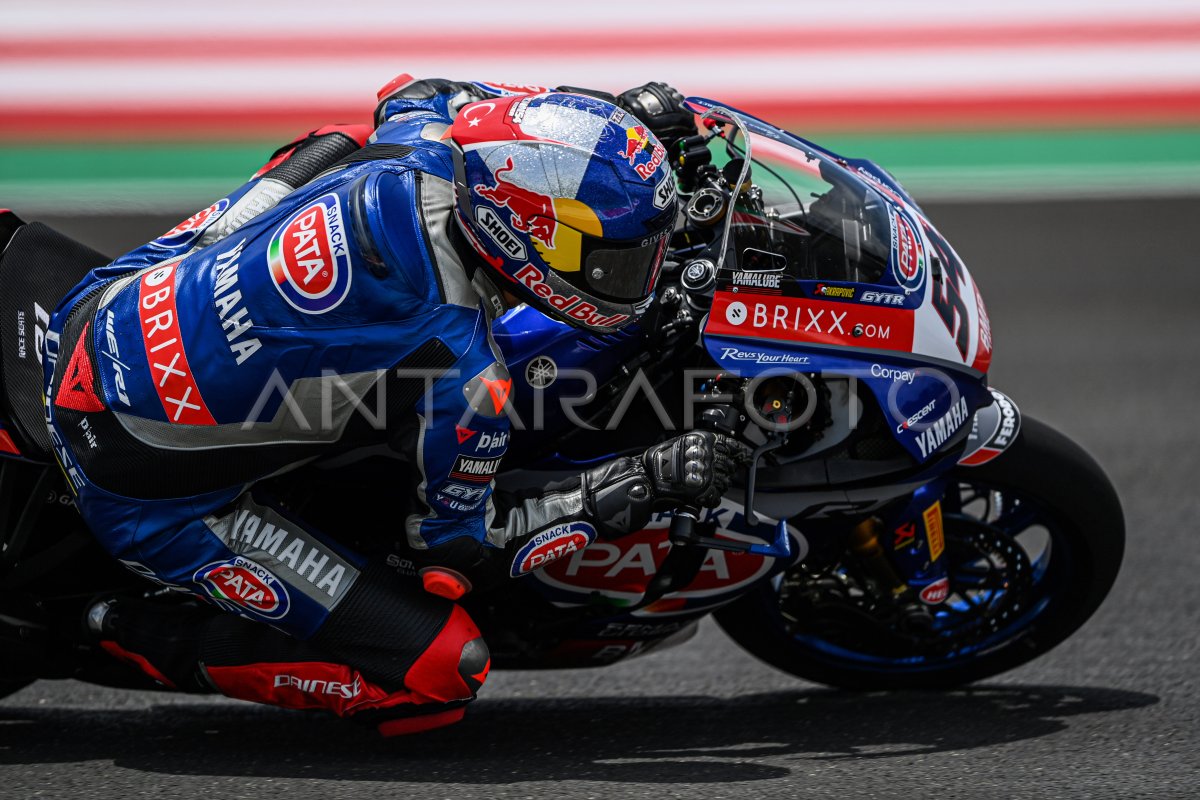 LATIHAN BEBAS WSBK MANDALIKA | ANTARA Foto