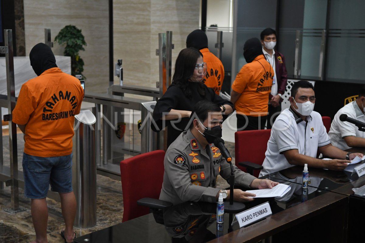 PENGUNGKAPAN KASUS INVESTASI BODONG VIRAL BLAST | ANTARA Foto