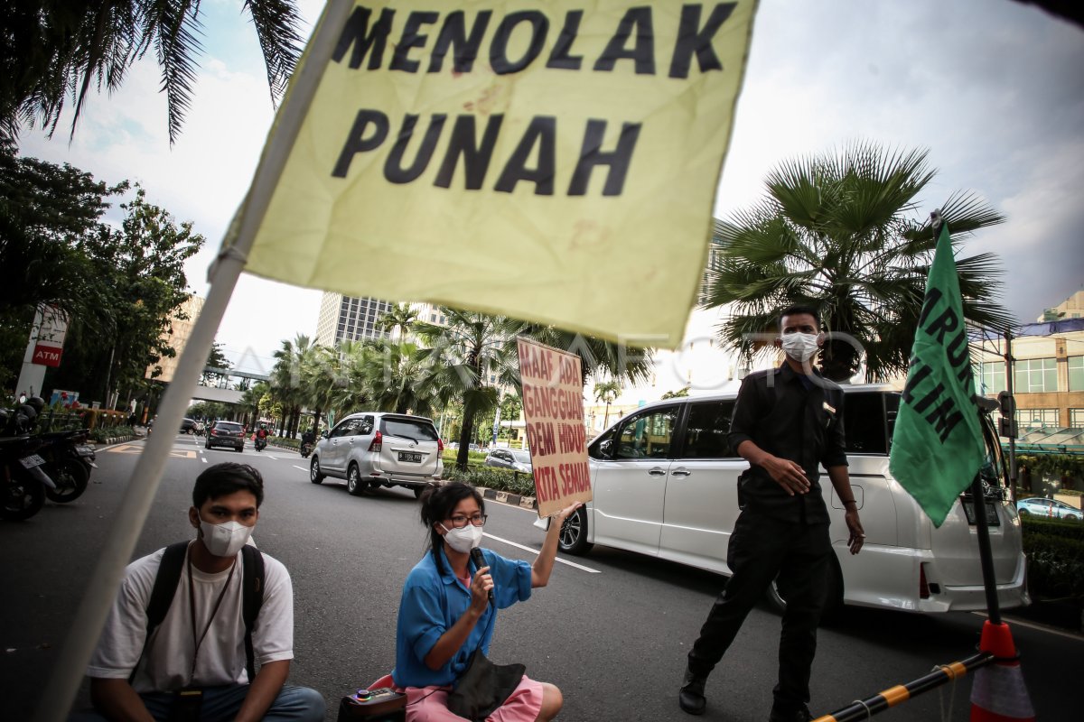 CLIMATE EMERGENCY ACTION | ANTARA Foto CLIMATE EMERGENCY ACTION | ANTARA Foto