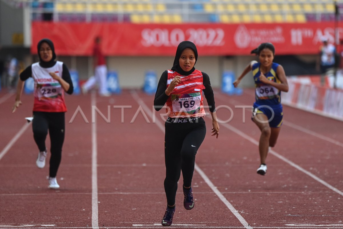 GOLD MEDAL RUNNING 100 METERS DAUGHTER APG 2022 | ANTARA Foto