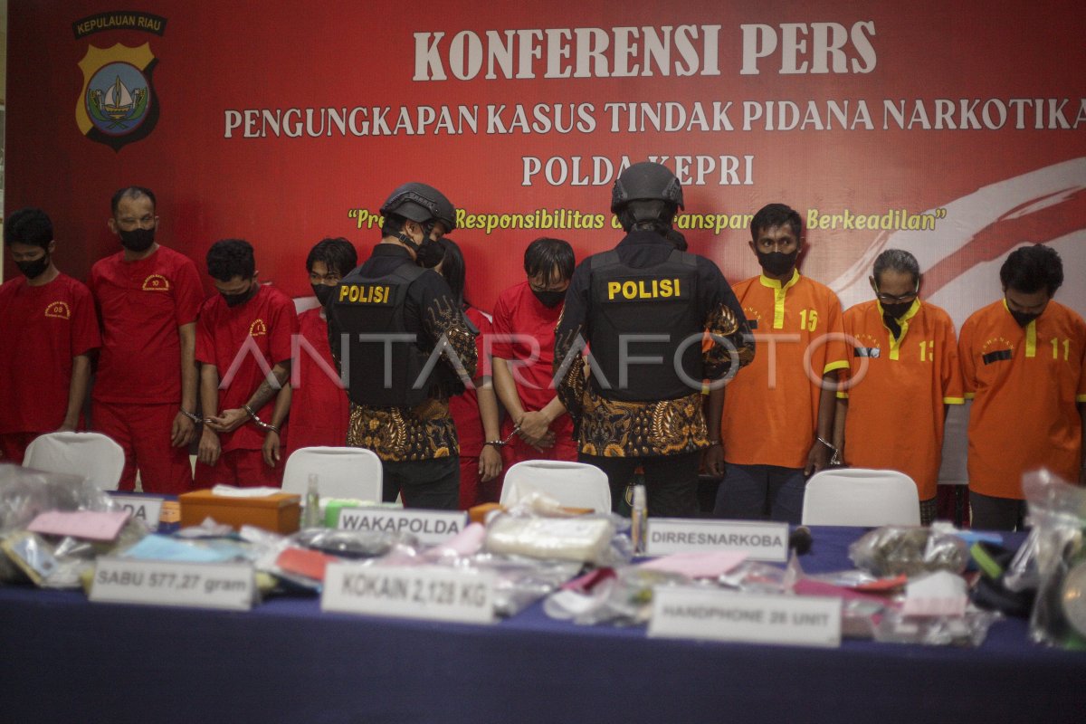 POLDA KEPRI UNGKAP TINDAK PIDANA NARKOTIKA | ANTARA Foto