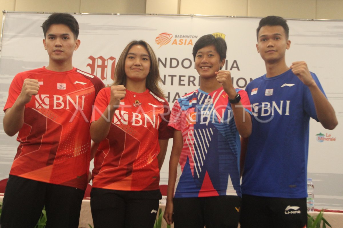 JELANG TURNAMEN BADMINTON INDONESIA INTERNATIONAL CHALLENGE | ANTARA Foto JELANG TURNAMEN BADMINTON INDONESIA INTERNATIONAL CHALLENGE | ANTARA Foto