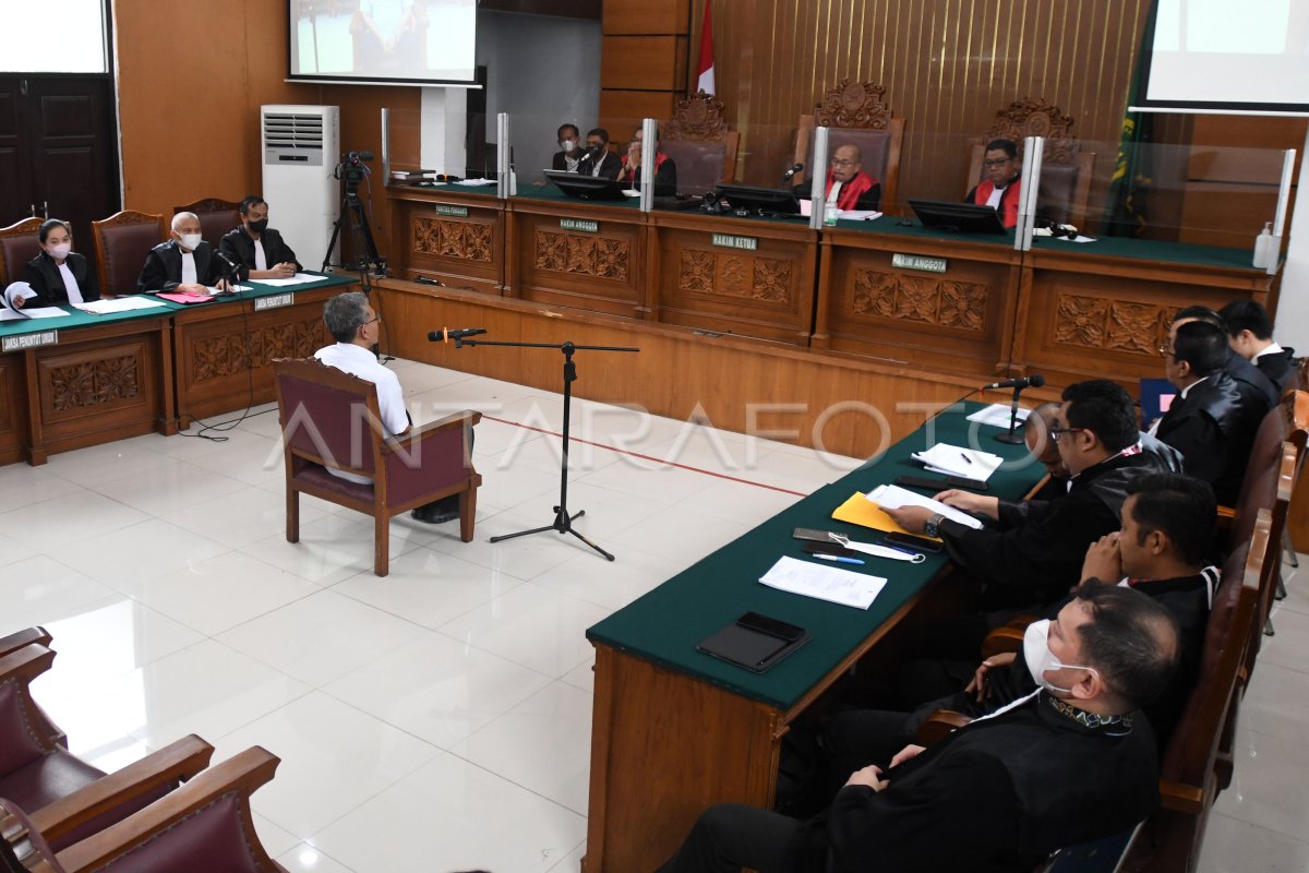 SIDANG PERDANA AGUS NURPATRIA | ANTARA Foto SIDANG PERDANA AGUS NURPATRIA | ANTARA Foto