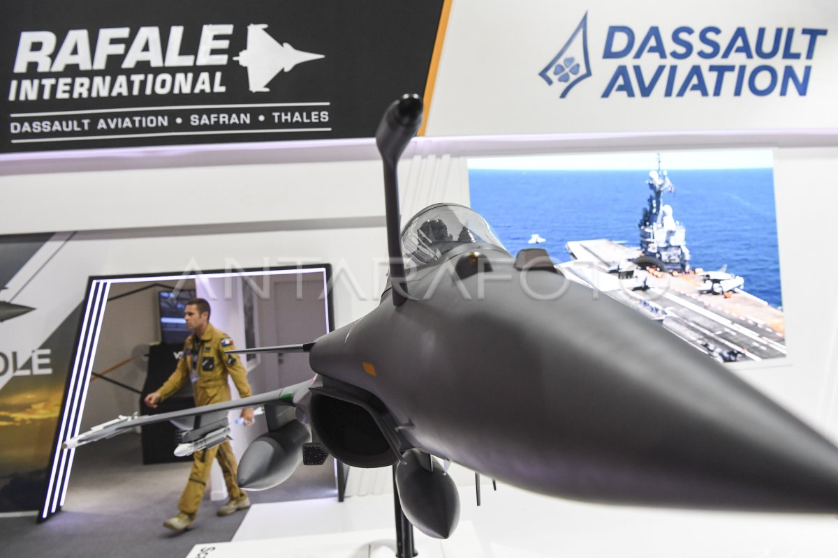 PAMERAN INDO DEFENCE 2022 | ANTARA Foto PAMERAN INDO DEFENCE 2022 | ANTARA Foto