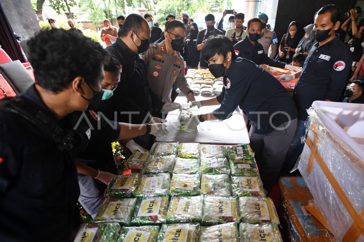 BARESKRIM MUSNAHKAN BARANG BUKTI NARKOBA | ANTARA Foto