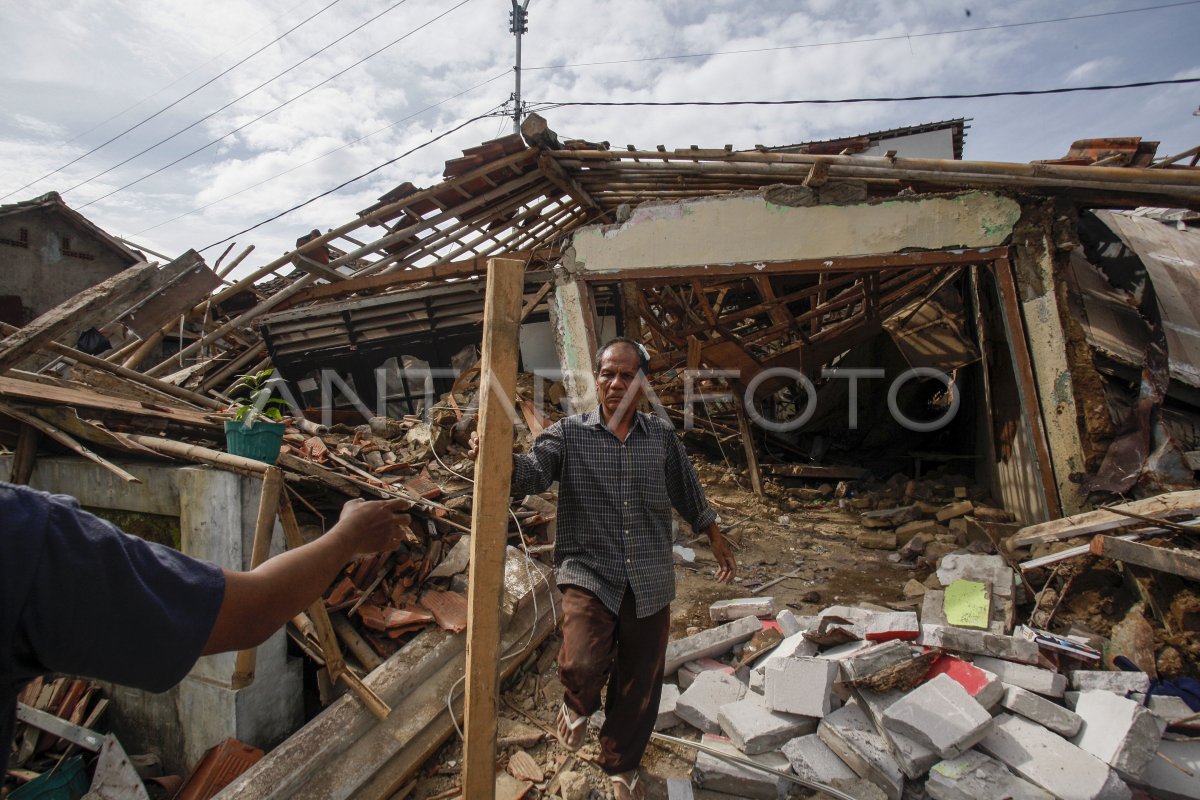 PEMULIHAN PASCA GEMPA BUMI CIANJUR | ANTARA Foto