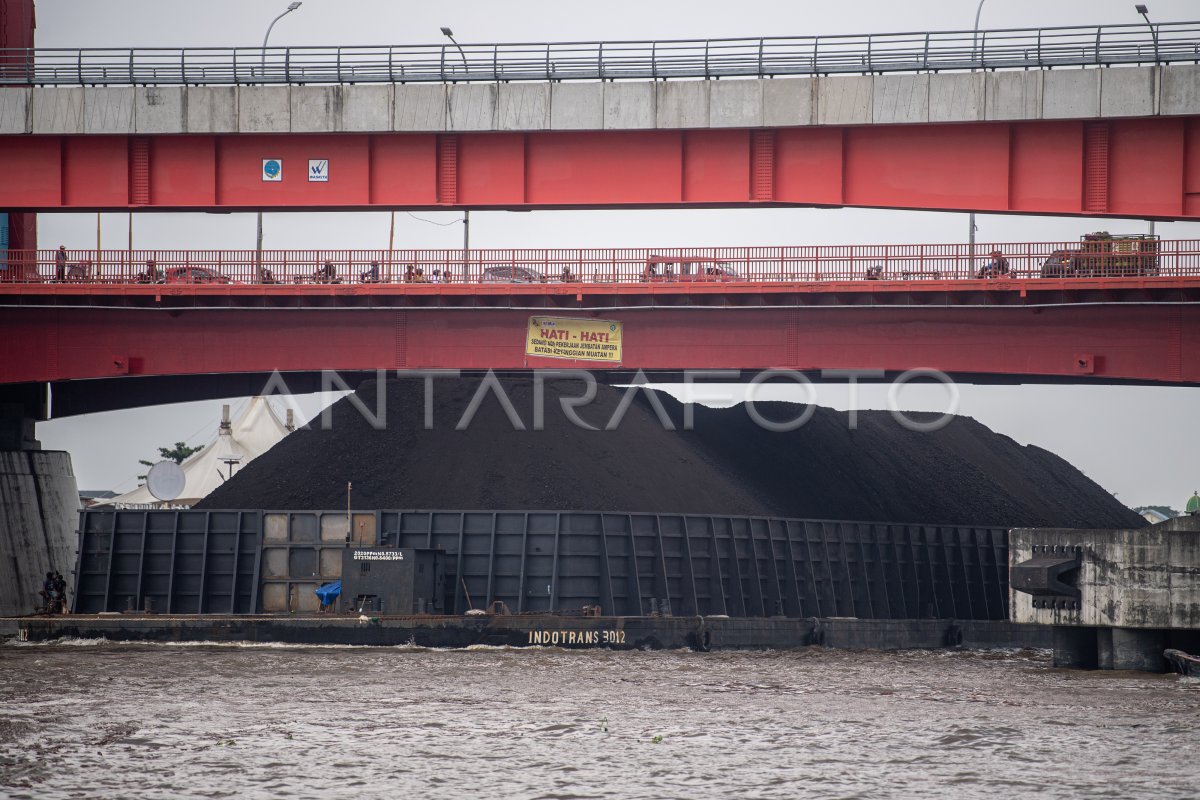 TARGET PRODUKSI BATUBARA TAHUN 2023 | ANTARA Foto