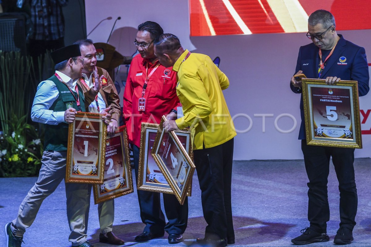 NOMOR URUT PARTAI POLITIK PESERTA PEMILU 2024 | ANTARA Foto NOMOR URUT PARTAI POLITIK PESERTA PEMILU 2024 | ANTARA Foto