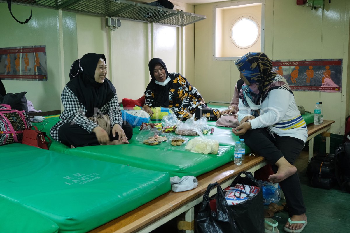 PERSIAPAN PELNI JELANG LIBUR NATAL DAN TAHUN BARU | ANTARA Foto