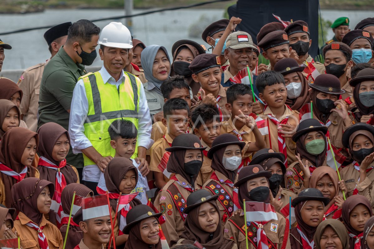PRESIDENT RESMIKAN JALAN TOL SEMARANG-DEMAK SEKSI II | ANTARA Foto PRESIDENT RESMIKAN JALAN TOL SEMARANG-DEMAK SEKSI II | ANTARA Foto