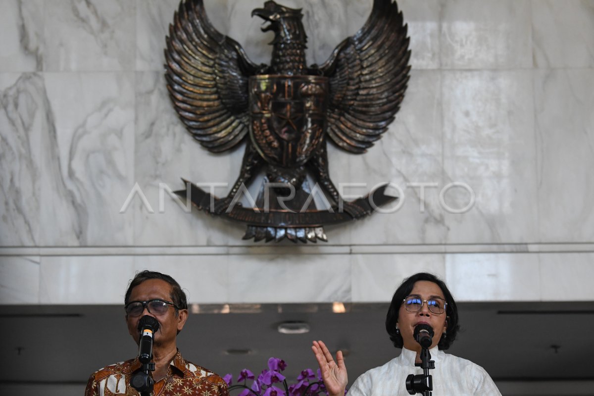 MENKOPOLHUKAM DAN MENKEU TANGGAPI DUGAAN TRANSAKSI GELAP | ANTARA Foto MENKOPOLHUKAM DAN MENKEU TANGGAPI DUGAAN TRANSAKSI GELAP | ANTARA Foto