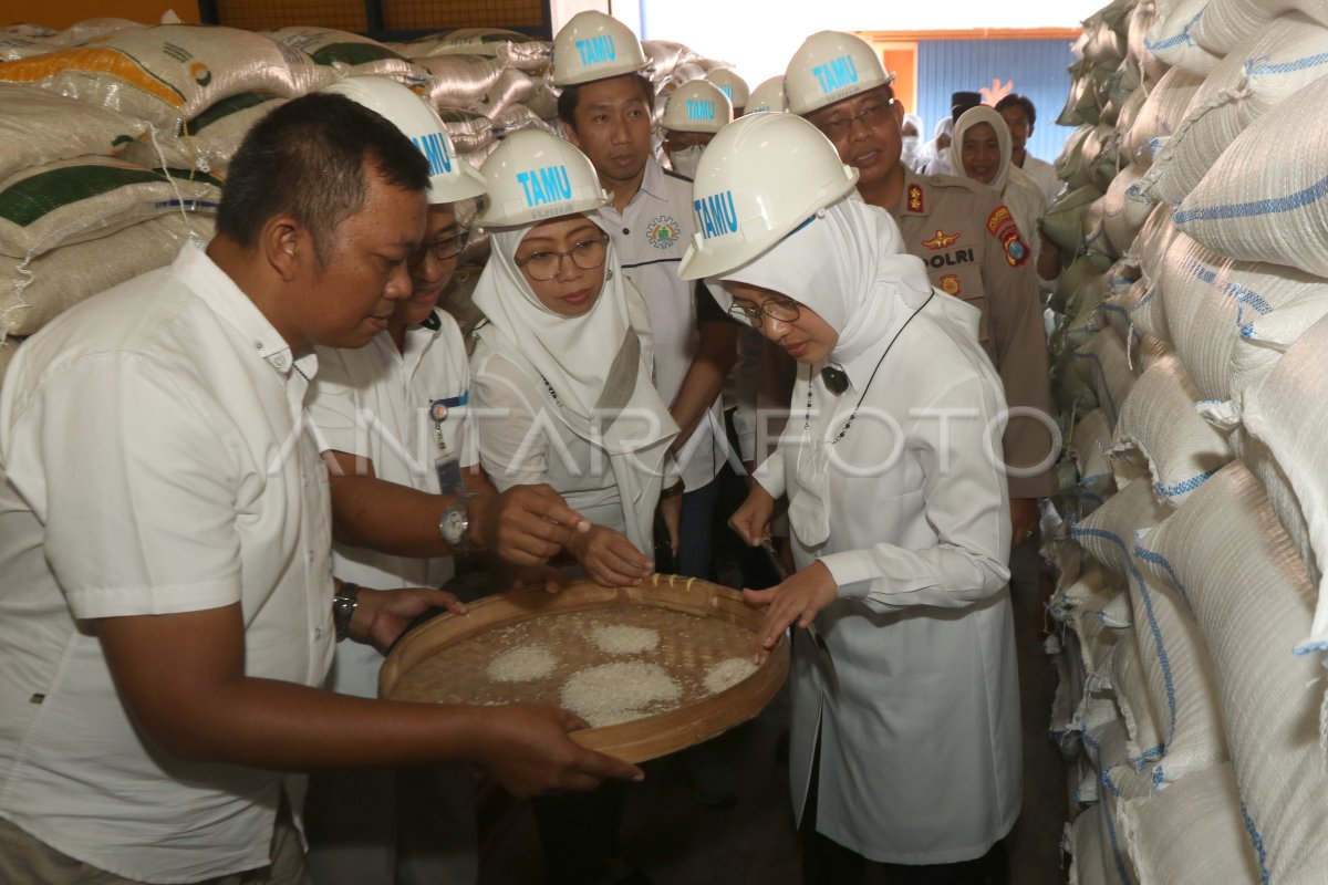 STOK BERAS JELANG IDUL FITRI | ANTARA Foto