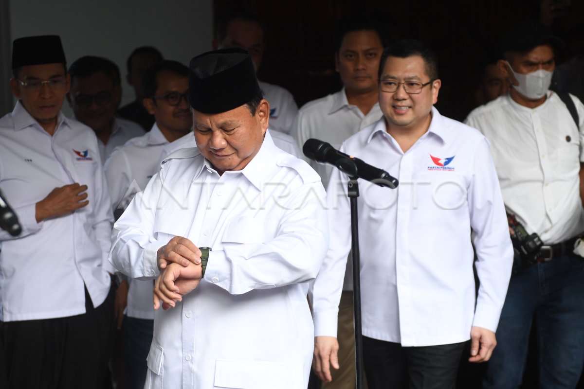 PRABOWO MEETING WITH HARY TANOE | ANTARA Foto