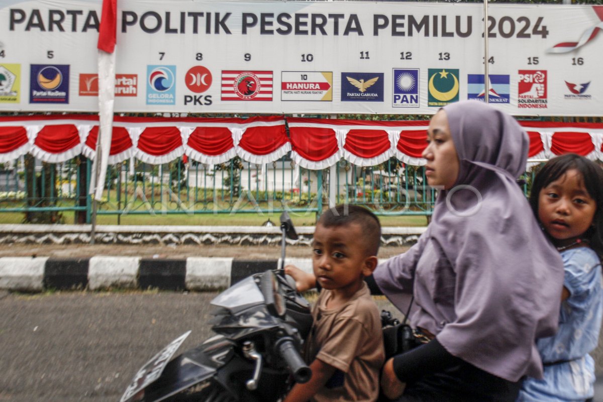 Sosialisasi partai politik peserta Pemilu 2024 | ANTARA Foto