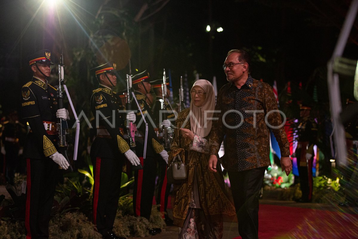 Gala Dinner KTT ke-43 ASEAN 2023 | ANTARA Foto Gala Dinner KTT ke-43 ASEAN 2023 | ANTARA Foto