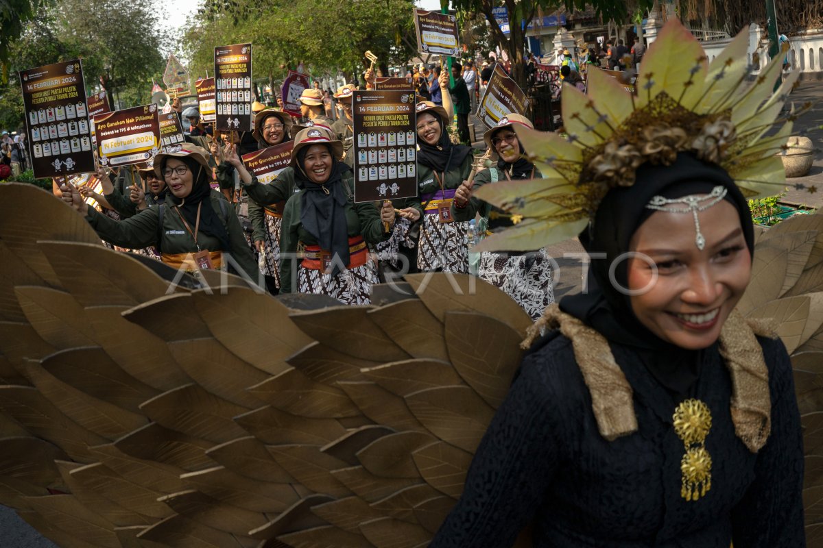 Kirab Pemilu Tahun 2024 di Yogyakarta | ANTARA Foto Kirab Pemilu Tahun 2024 di Yogyakarta | ANTARA Foto