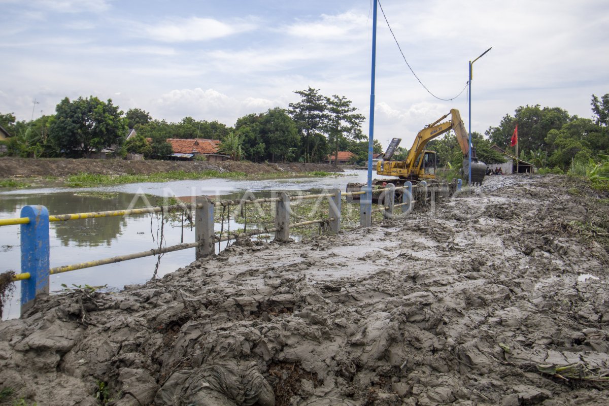 Normalisasi sungai antisipasi banjir | ANTARA Foto