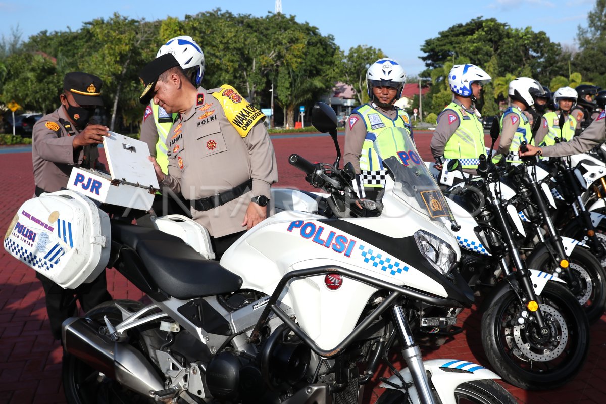 Apel gelar pasukan Operasi Lilin Seulawah 2023 | ANTARA Foto Apel gelar pasukan Operasi Lilin Seulawah 2023 | ANTARA Foto
