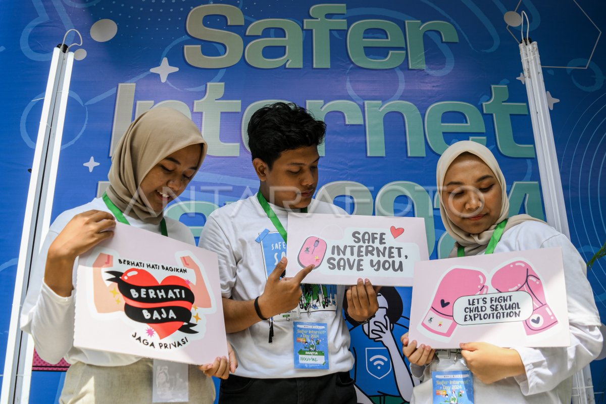 Safer Internet Day 2024 | ANTARA Foto