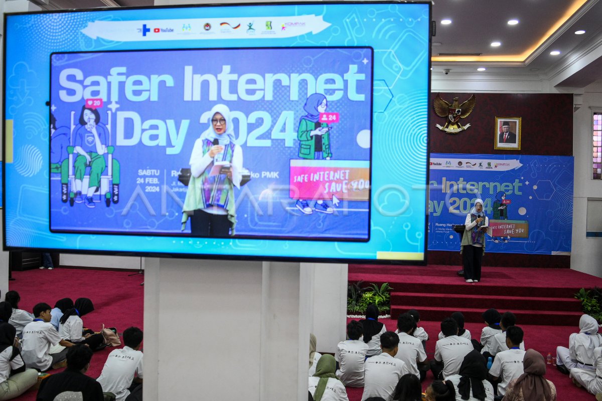 Peringatan Safer Internet Day 2024 | ANTARA Foto