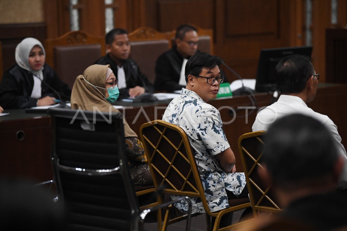 Sidang perdana kasus korupsi proteksi TKI | ANTARA Foto