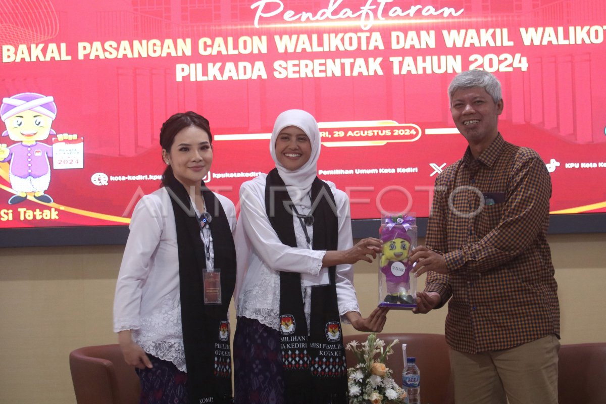 Pendaftaran bakal calon Wali Kota Kediri | ANTARA Foto