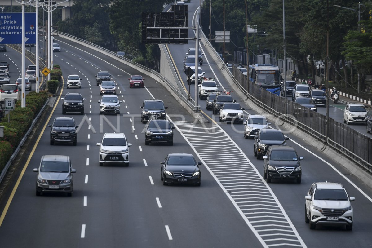 Tarif Tol Dalam Kota naik | ANTARA Foto