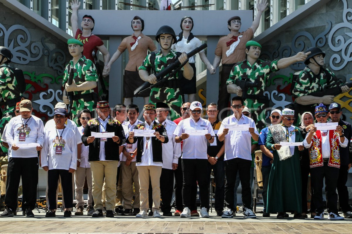 Deklarasi kampanye damai Pilgub Kalimantan Tengah 2024 | ANTARA Foto