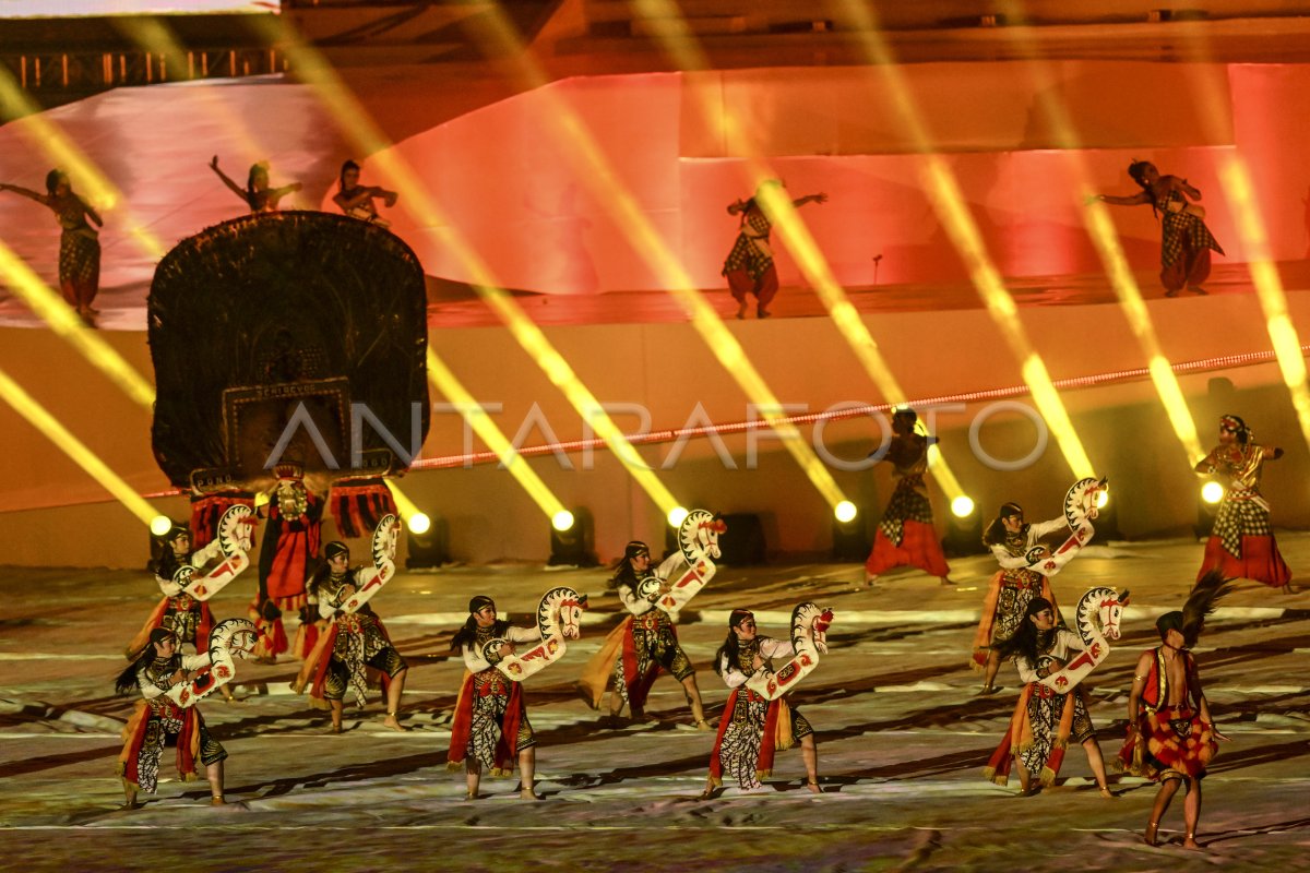 Upacara pembukaan Peparnas XVII Solo 2024 | ANTARA Foto