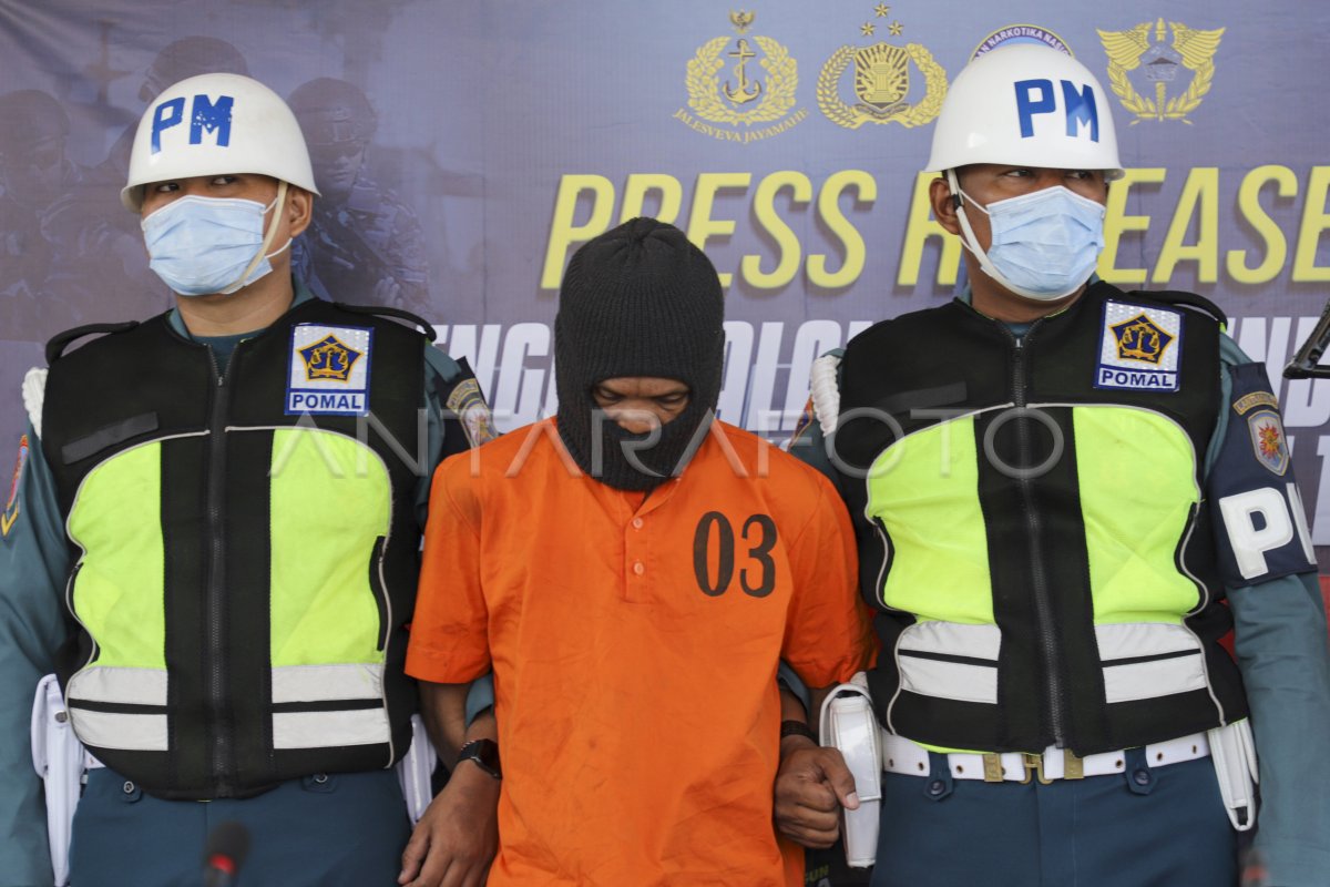 Pengungkapan kasus penyelundupan 10kg sabu dari Malaysia | ANTARA Foto