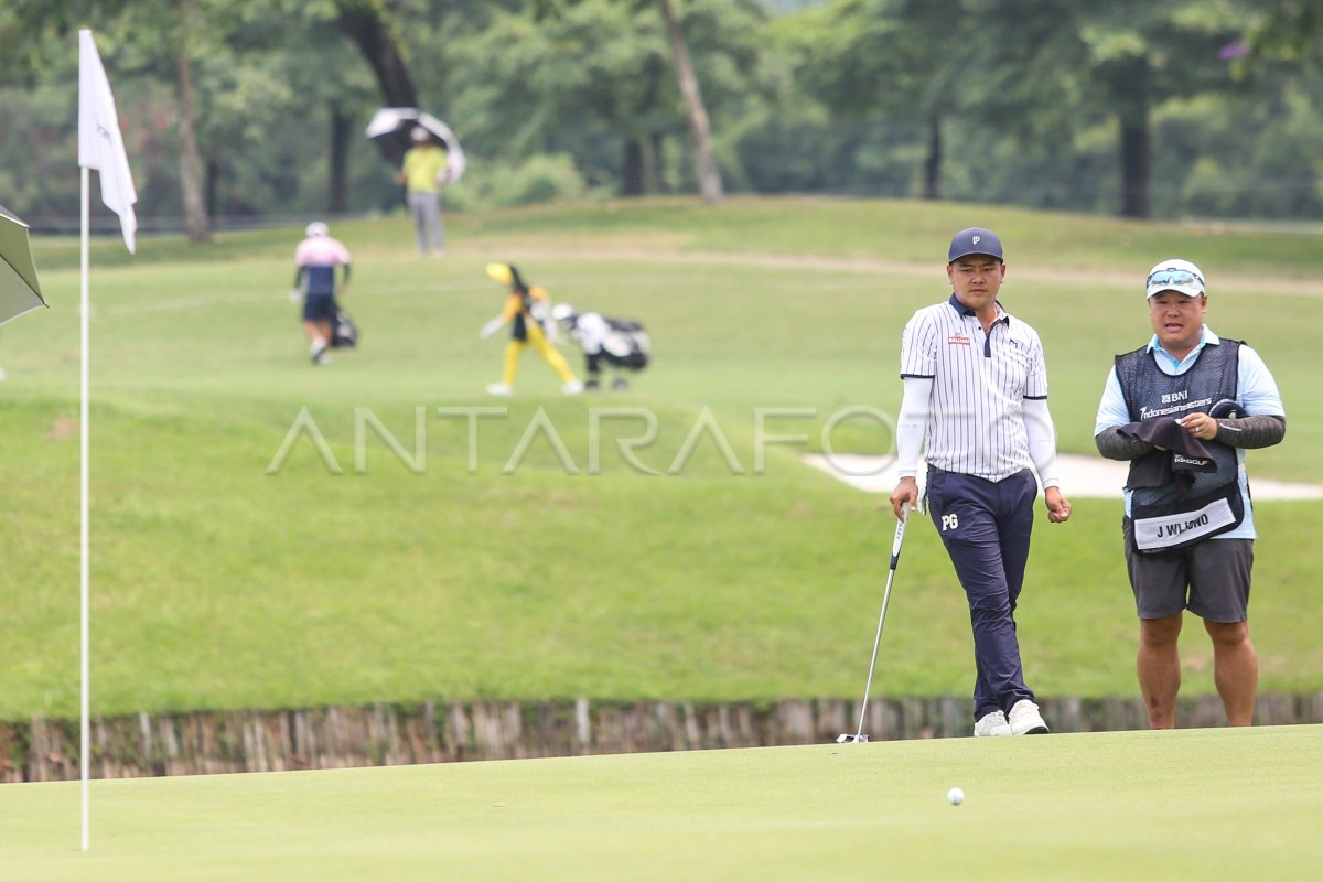Penampilan Jonathan Wijono di BNI Indonesian Masters 2024 | ANTARA Foto