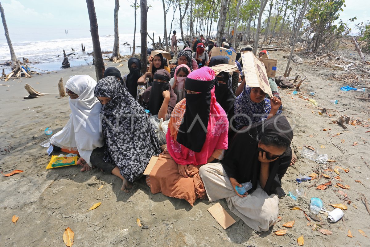 Rombongan imigran Rohingya kembali mendarat di pantai Aceh | ANTARA Foto