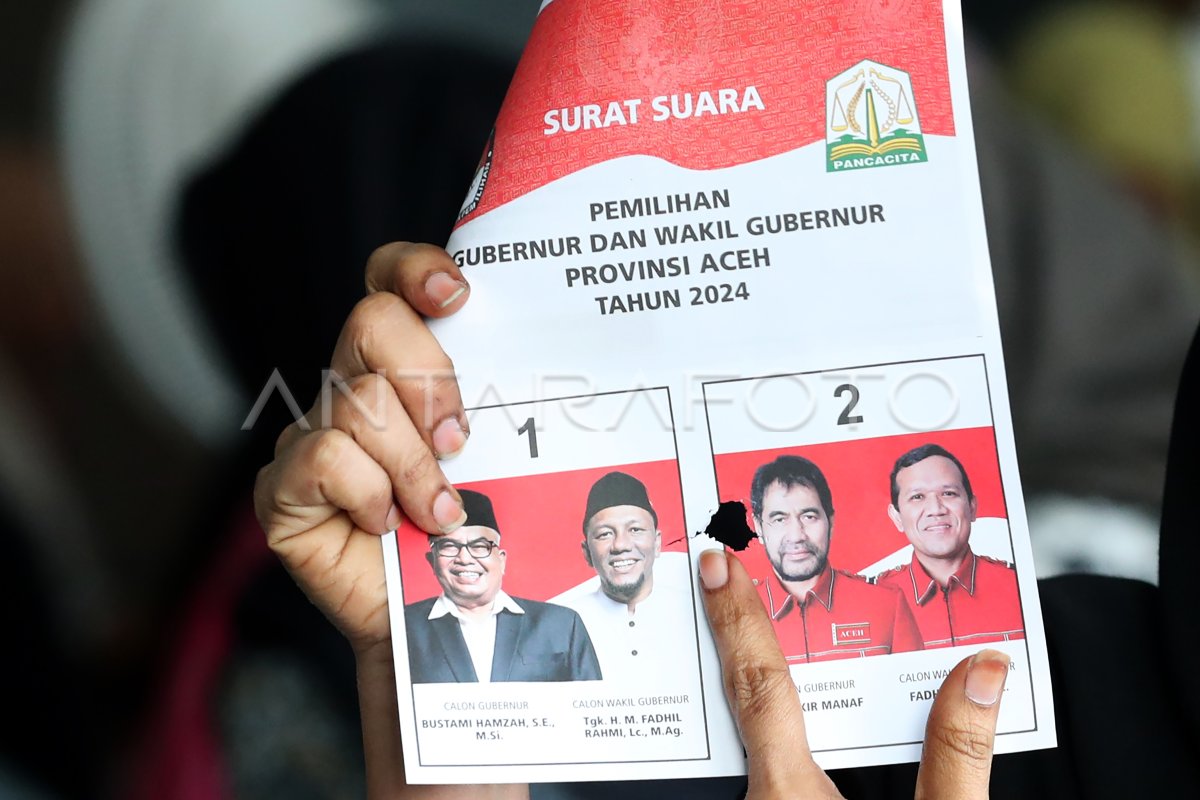 Surat suara pilkada rusak | ANTARA Foto