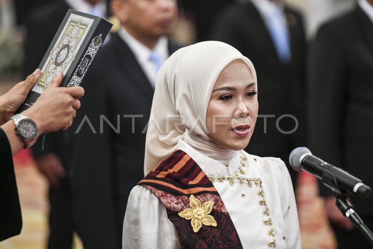 Presiden lantik Iffa Rosita jadi anggota KPU | ANTARA Foto Presiden lantik Iffa Rosita jadi anggota KPU | ANTARA Foto