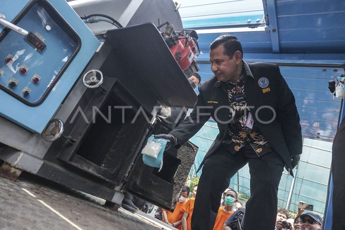 Rilis kasus jaringan narkotika di Jateng | ANTARA Foto Rilis kasus jaringan narkotika di Jateng | ANTARA Foto