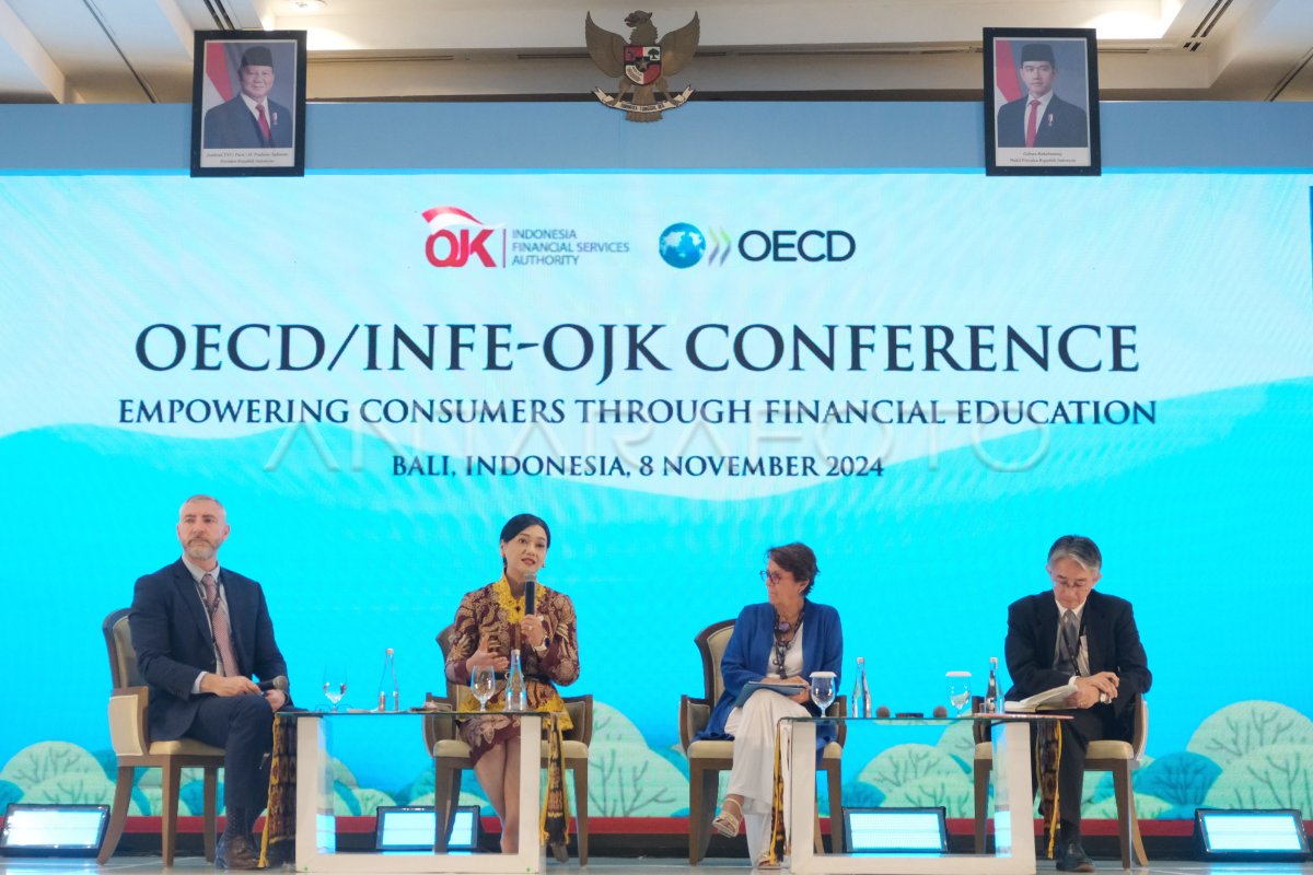OECD/INFE - OJK Conference di Bali | ANTARA Foto