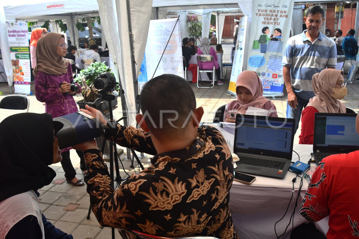 Gebyar Mal Pelayanan Publik di Magetan | ANTARA Foto