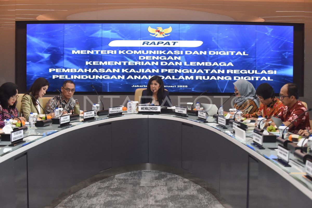 Rapat penguatan regulasi perlindungan anak dalam ruang digital | ANTARA Foto