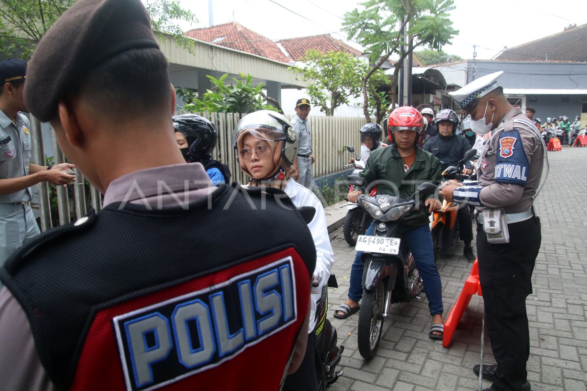 Operasi Keselamatan Semeru 2025 | ANTARA Foto