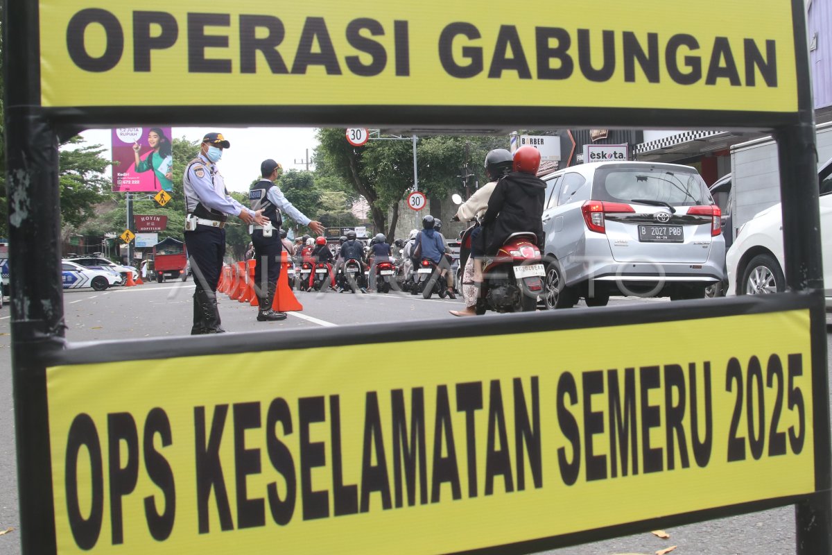 Operasi Keselamatan Semeru 2025 | ANTARA Foto