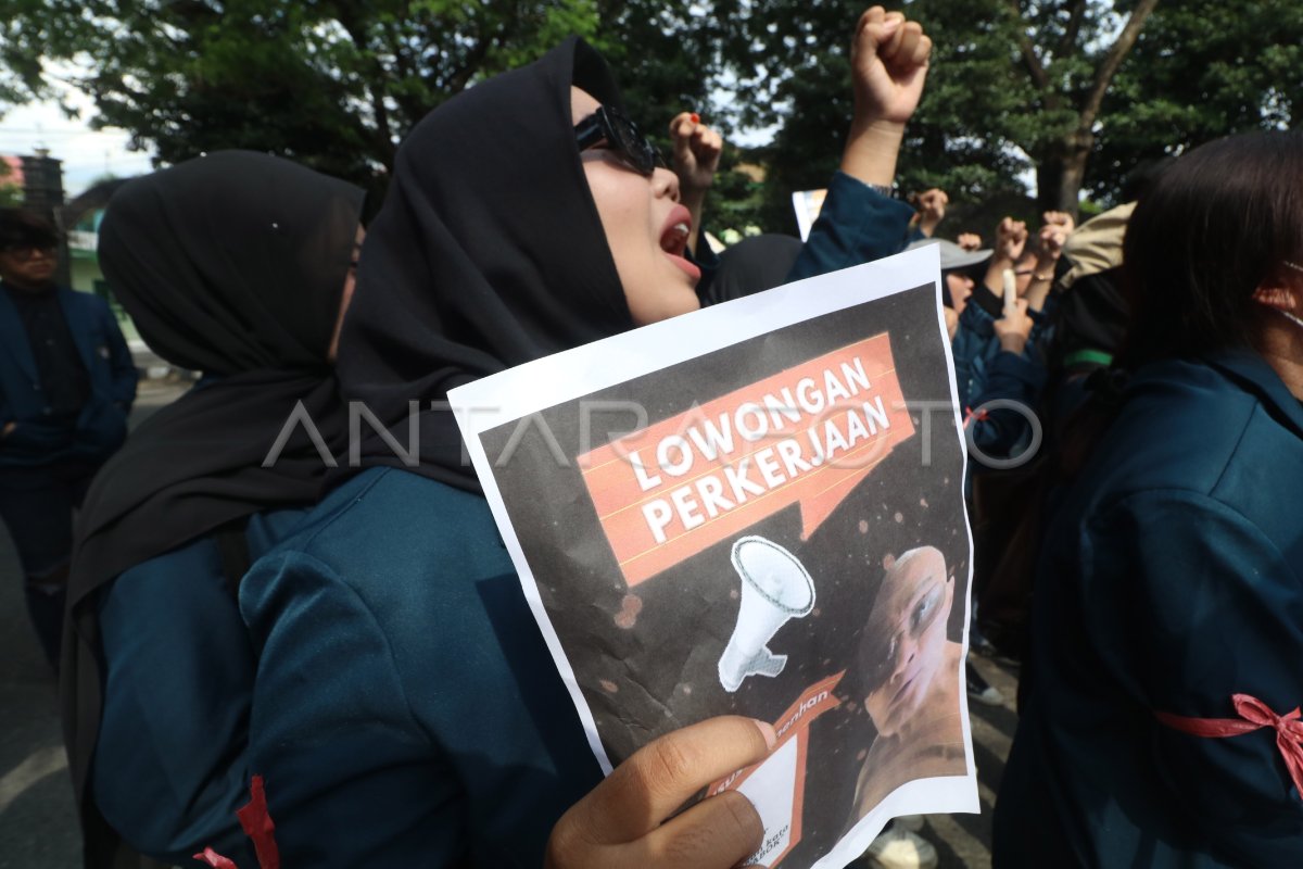 Unjuk rasa mahasiswa di kediri | ANTARA Foto